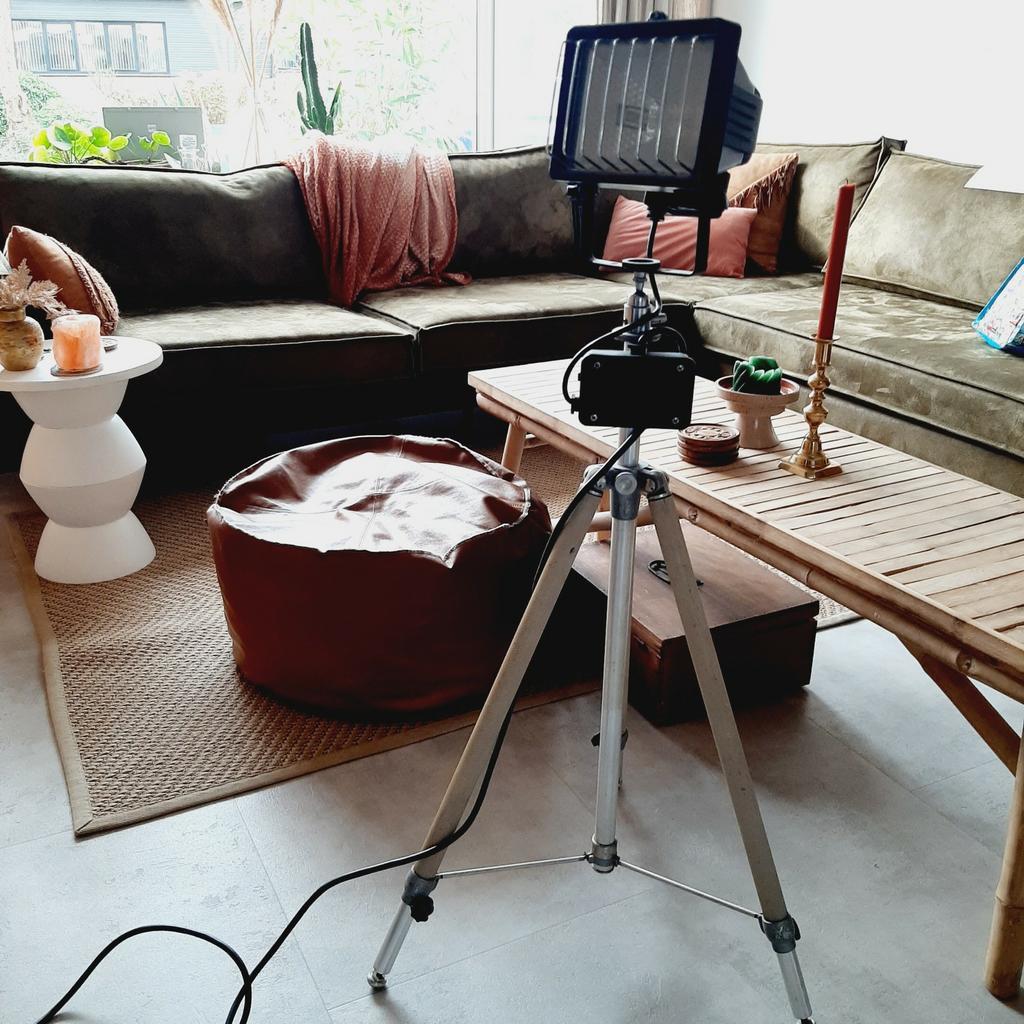 Bekijk Stoere Vintage Lamp Op Statief op Reliving