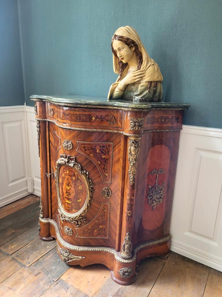 Bekijk Prachtige Rococco Barok Kast Met Marmeren Plaat op Reliving 🤩