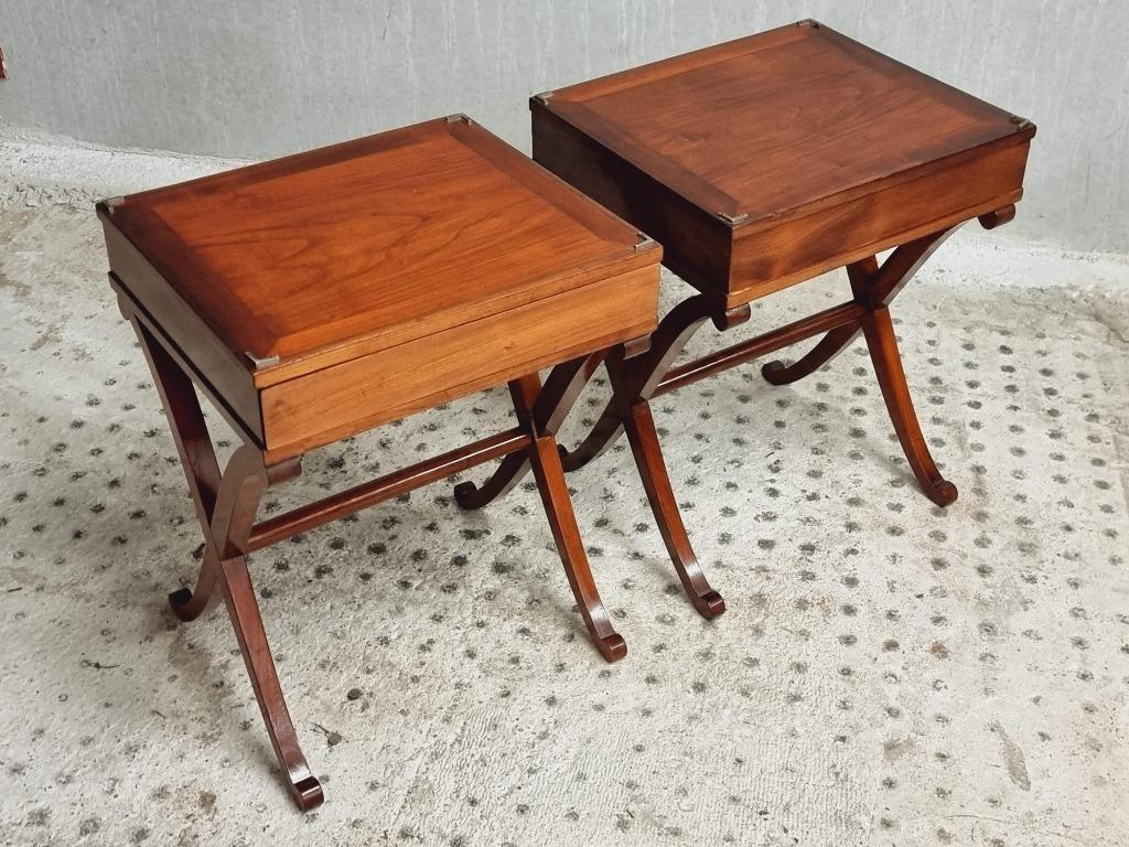 Bekijk Vintage Set Design Nachtkastjes Sidetables Mahonie op Reliving
