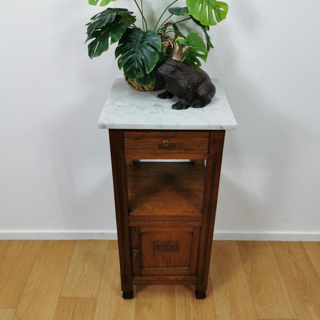 Bekijk Vintage Landelijk Bijzetkastje Nachtkastje, Marmer Blad 2505 op ...