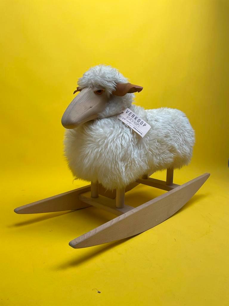Bekijk Vintage Schaap Peter Hanns Krafft Design Schommelschaap op Reliving