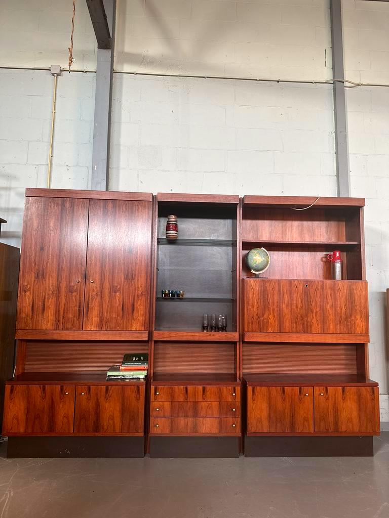 Bekijk Palissander Vintage Wandkast Kast (W) op Reliving