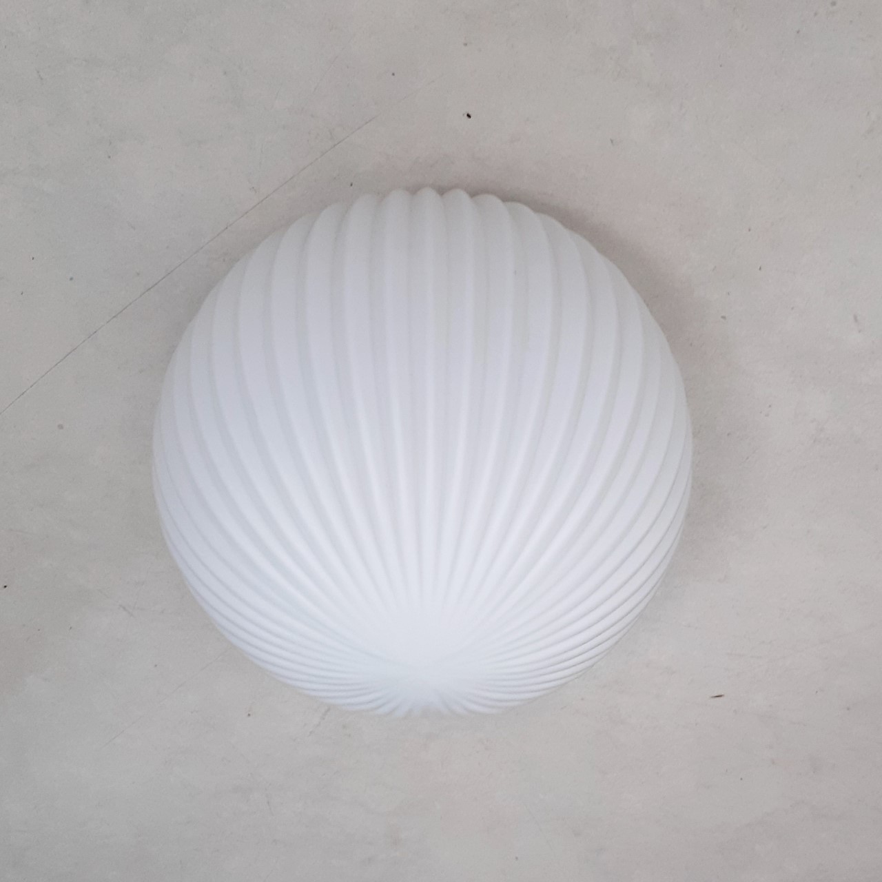 Bekijk Nh23 – Philips Hanglamp – Jaren 50 – Philips Ng 59/30 op Reliving