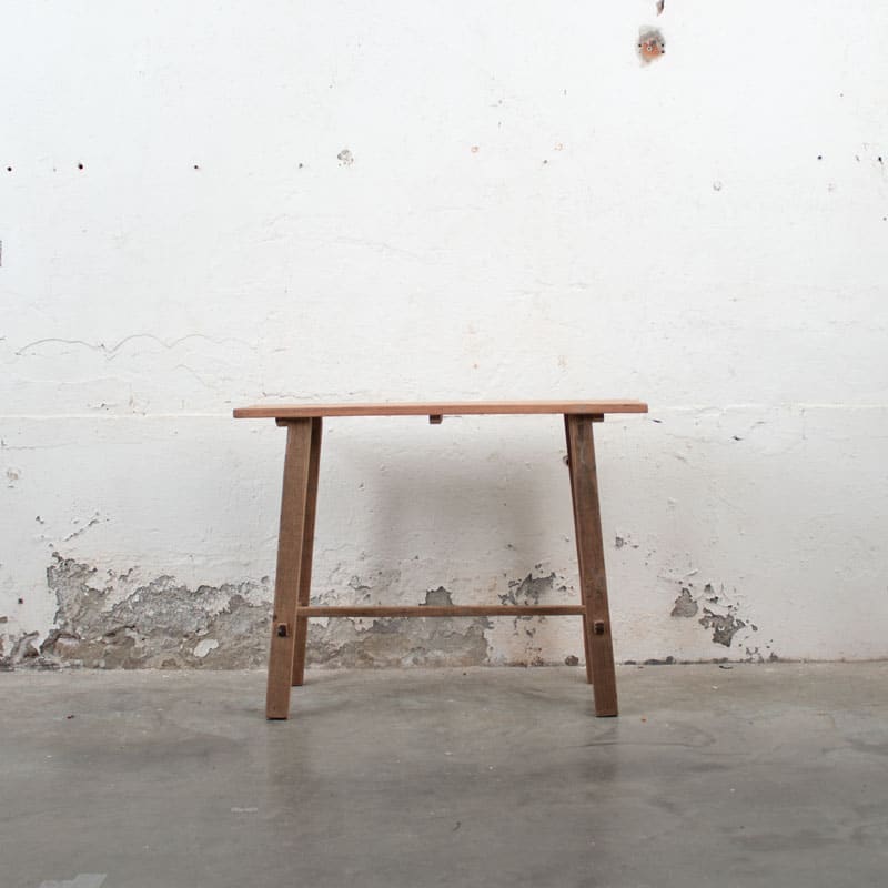 Bekijk Houten Sidetable op Reliving 🤩