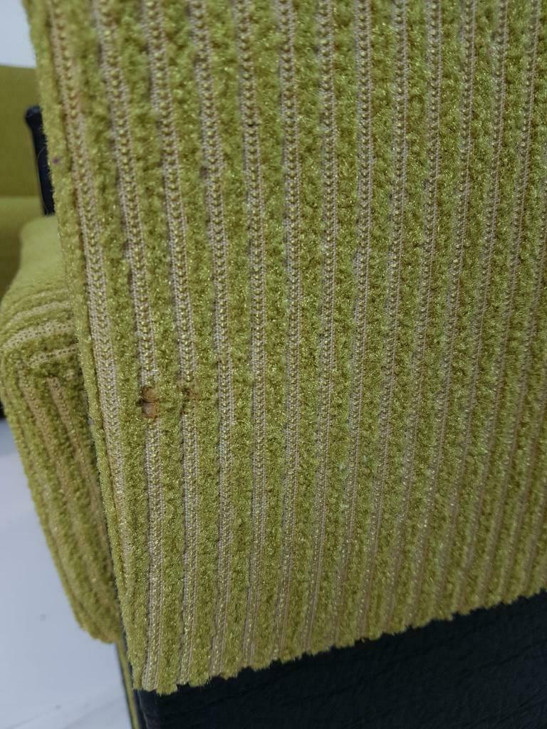 Bekijk Vintage Slaapbank + 2 Fauteuils Mosterd Groen Lime Bank op Reliving