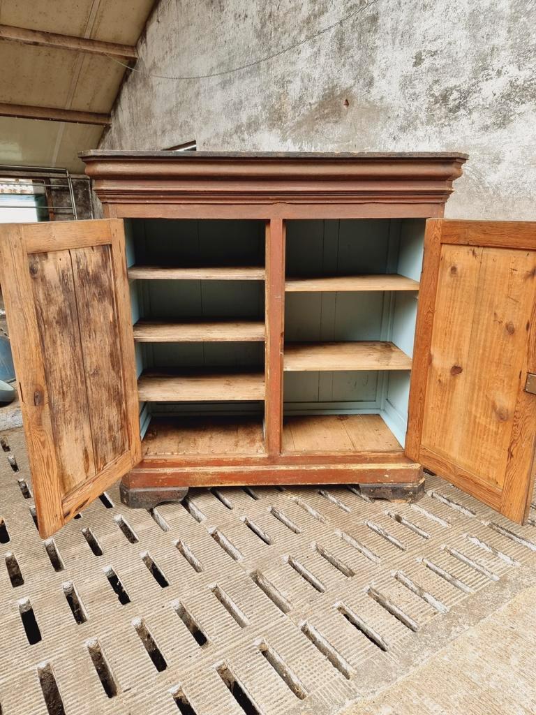 Bekijk Antieke Kast Franse Boeren Wandkast op Reliving